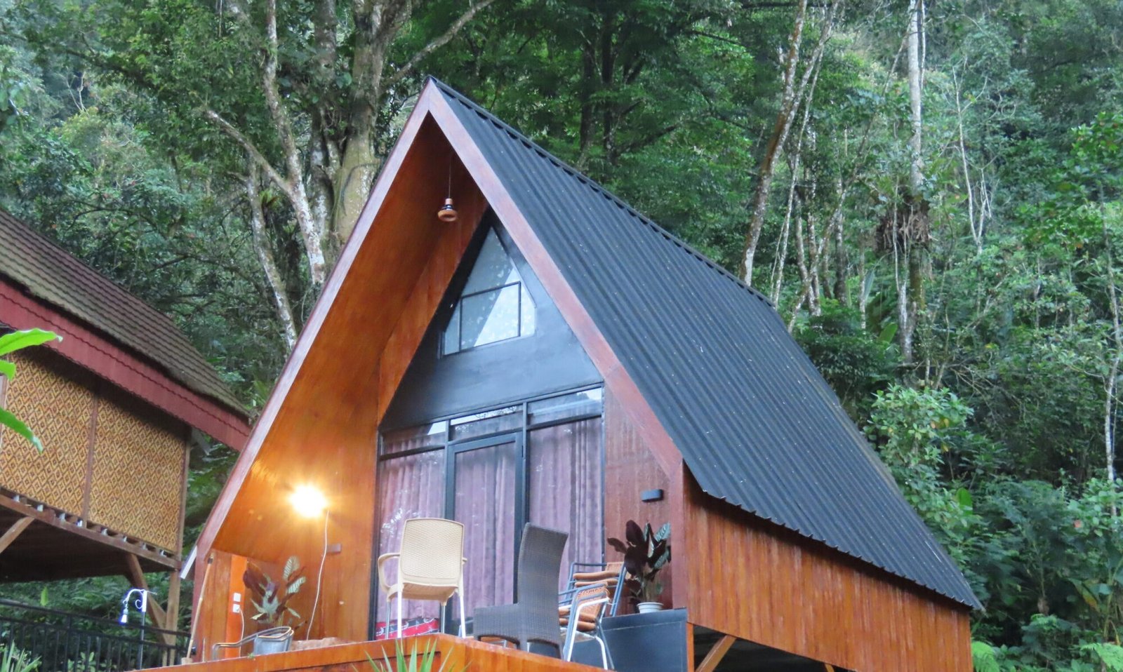 Paseban Fly Resort – Resort Pegunungan Sukabumi